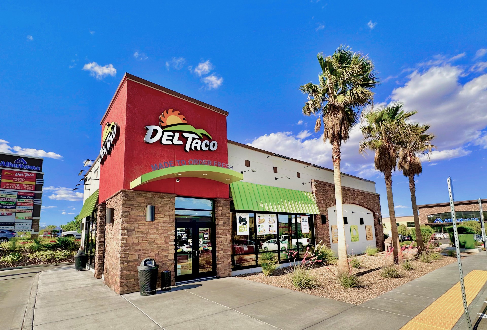 Del Taco is better than Taco Bell - The Southern Accent