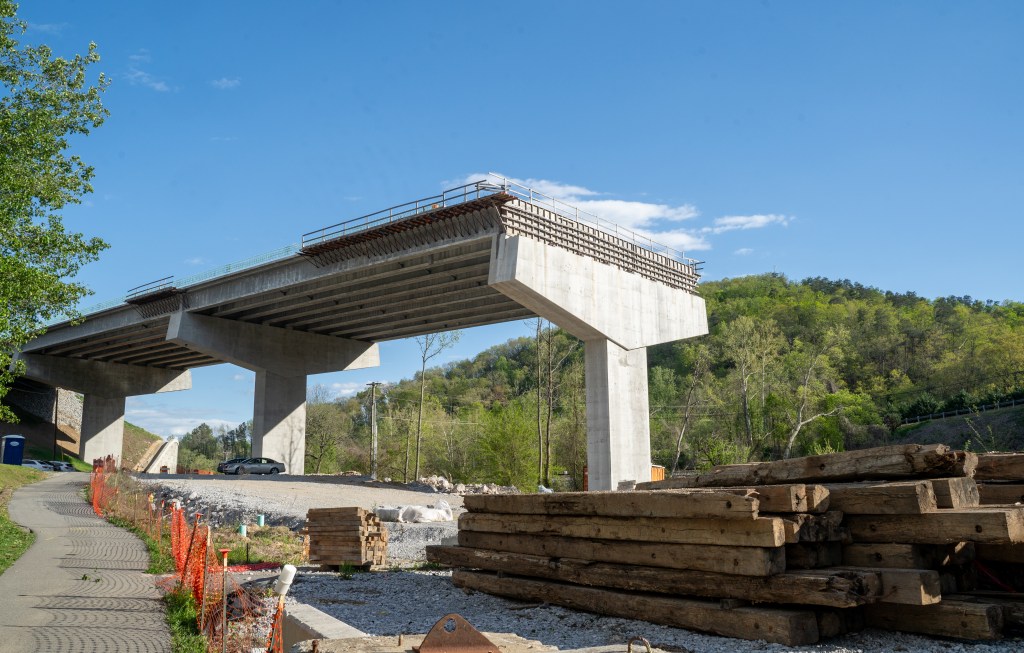 Explore the Apison Pike Bridge Project in 3D